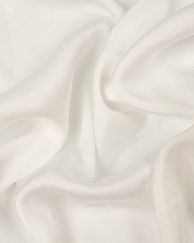 Tissu au mètre : Tissu satiné blanc crème - Mercerine